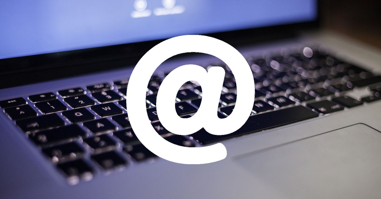 Cual es el origen de la arroba (@) y por qué se usa en los emails